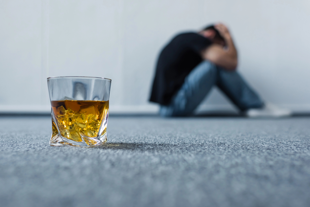 How Alcohol Addiction Can Worsen Symptoms of Depression